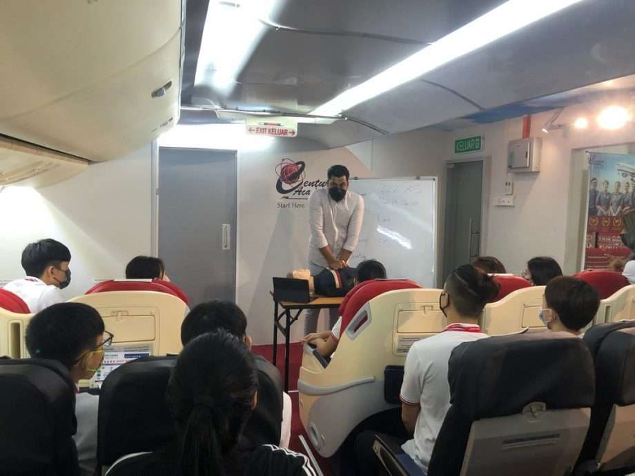 safety-class-safety-class - Flight Attendant Training - Cabin Crew ...